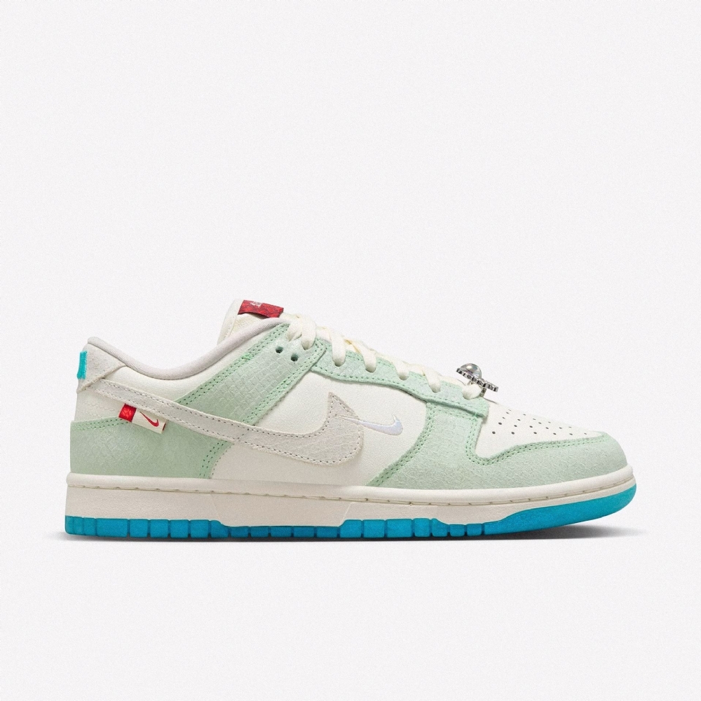 Tênis Nike Feminino Dunk Low " Year Of Dragon " Colorido